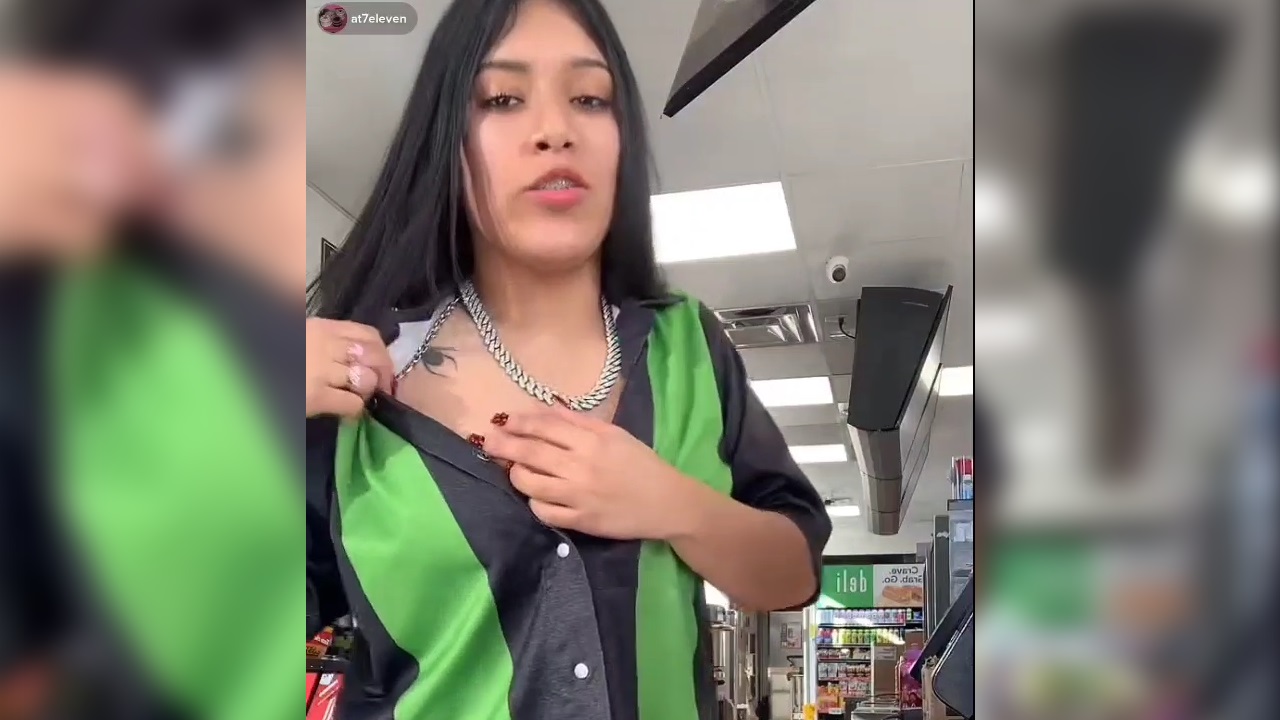 A 7 Eleven employee has several mishaps - MewTub.com